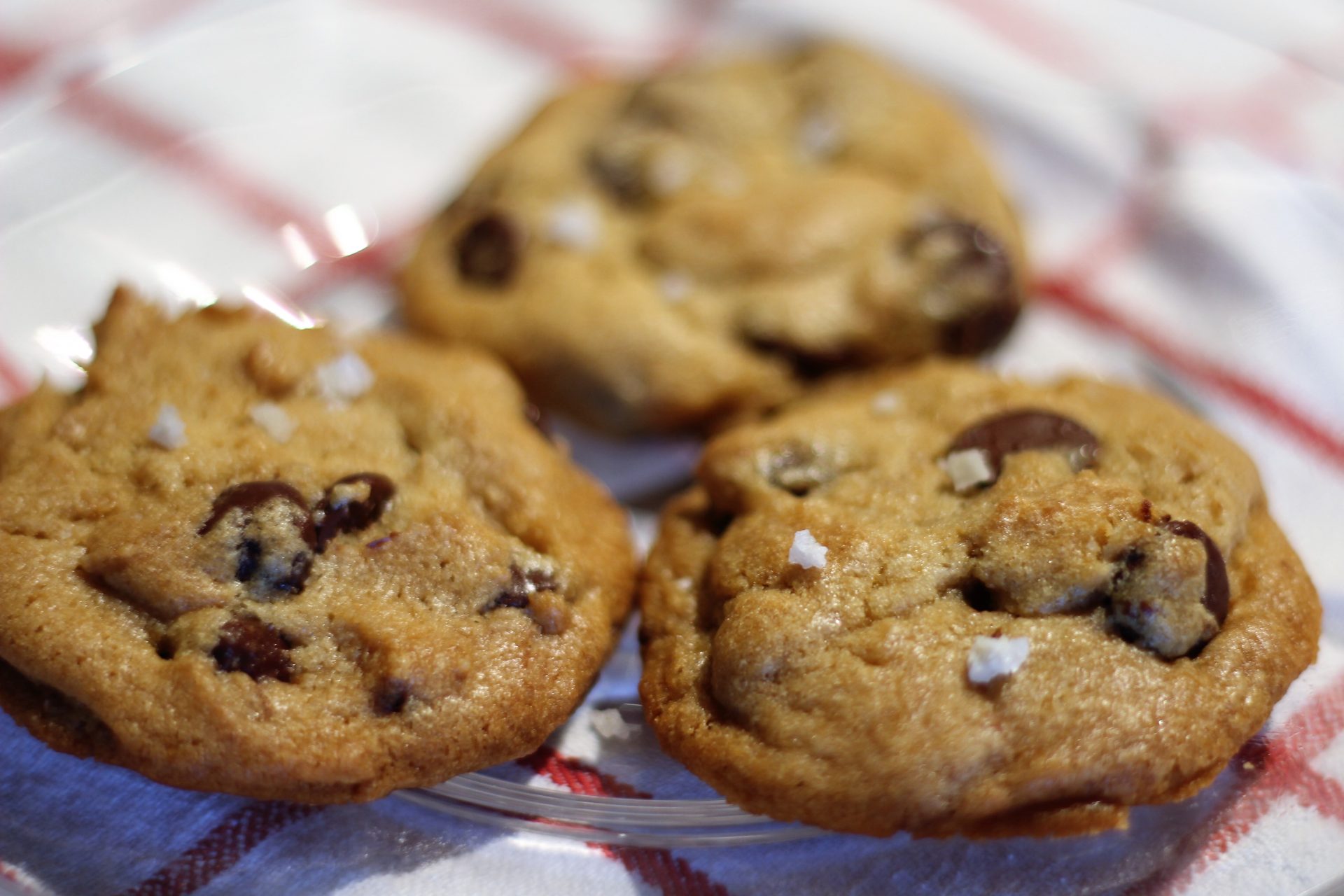 Salted Chocolate Chip Tahini Cookies - Lisa and Frances Cook